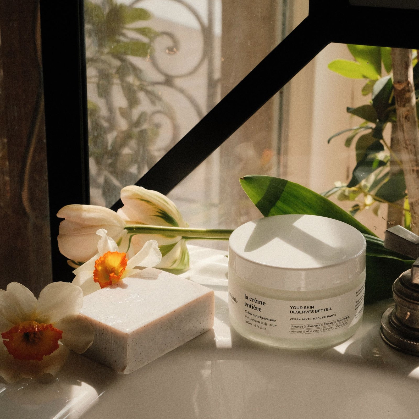 The Whole Cream - Moisturizing Body Cream | Versatile Paris | parfumexquis